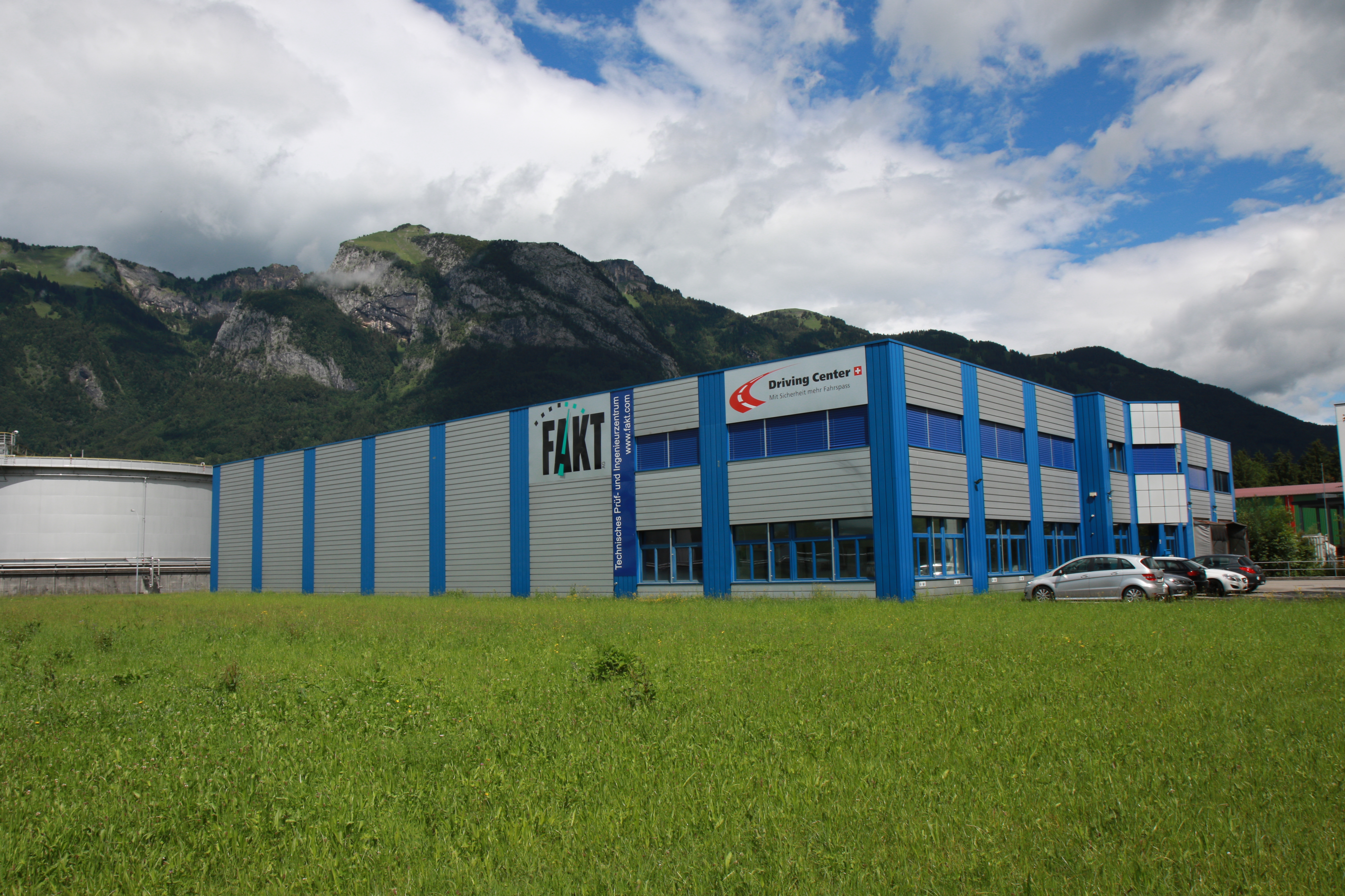 FAKT GmbH | Innovatives, unabhängiges Prüflabor für Fahrzeugtechnik